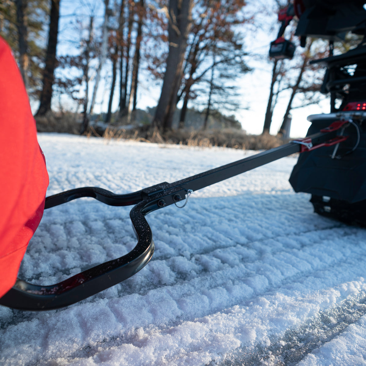 EZ-Stow Pivoting Tow Hitch